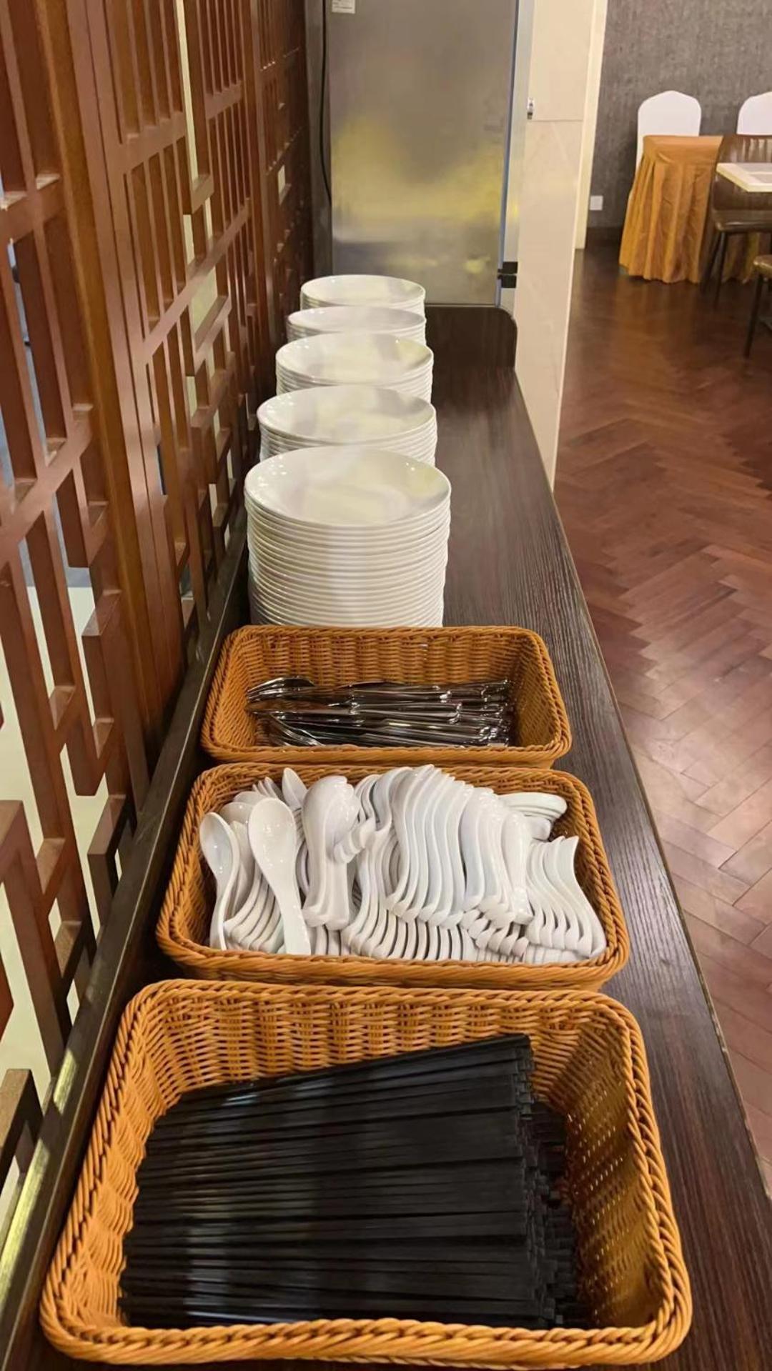 HOTEL LINZHEN | ⋆⋆⋆⋆ | SHANGHAI, CHINA | SEASON DEALS FROM $71